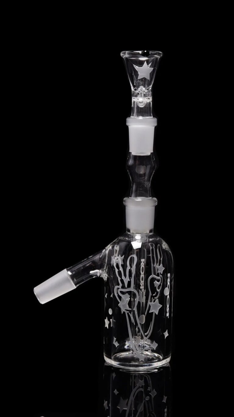 RooR 18" Beaker With Alien OG Ash Catcher - San Diego Cannabis Times